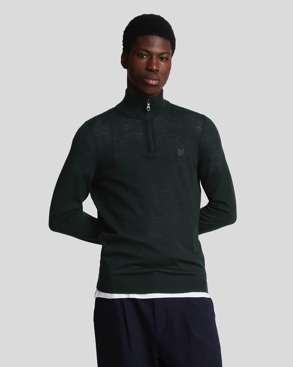 Lyle & Scott Tonal Eagle Merino Wool 1/4 Zip Jumper Jet Black – Inocencia